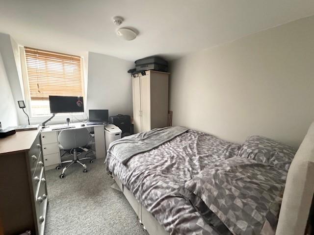 1 bedroom house share to rent