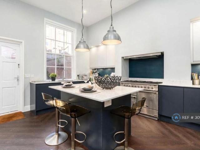 1 bedroom house share to rent