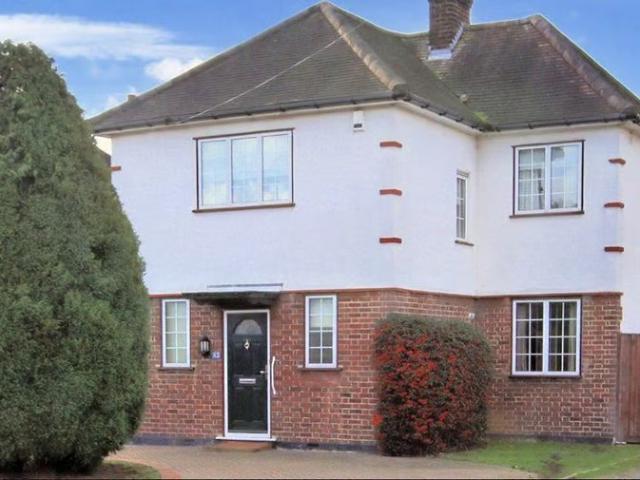 1 bedroom house share to rent