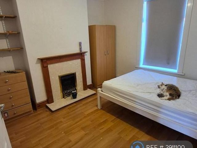 1 bedroom house share to rent