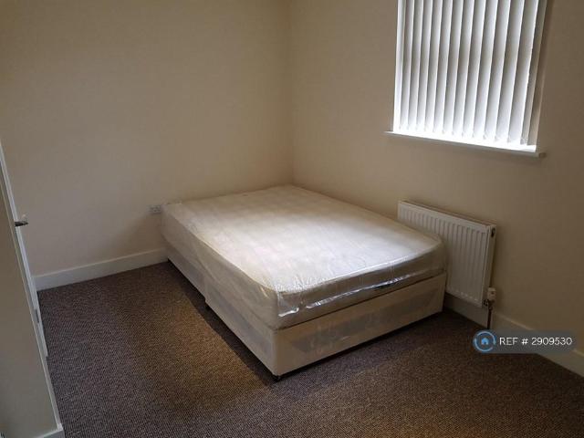 1 bedroom house share to rent