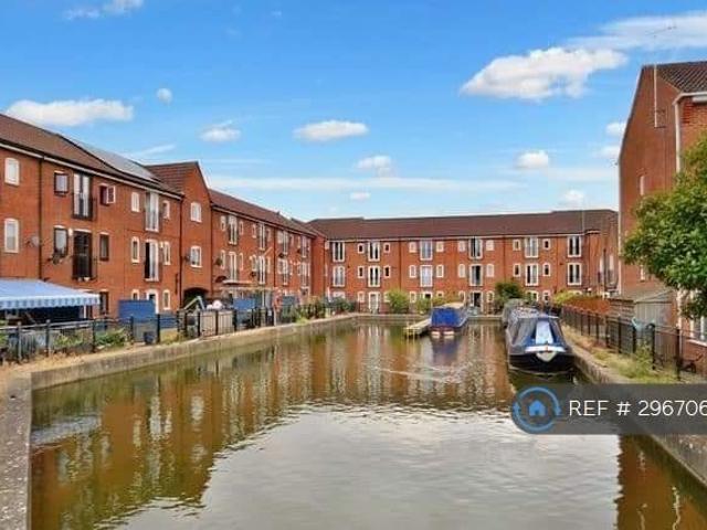 1 bedroom house share to rent