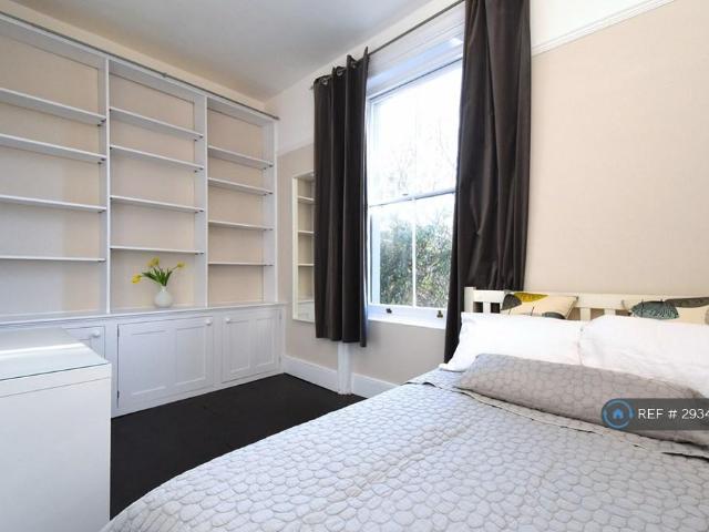 1 bedroom house share to rent