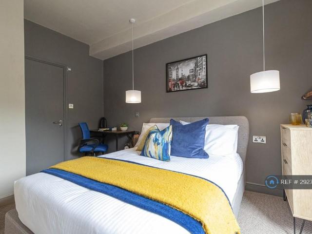1 bedroom house share to rent