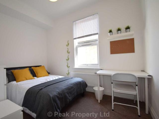 1 bedroom house share to rent