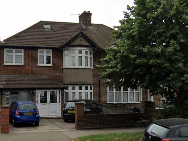 1 bedroom house share to rent
