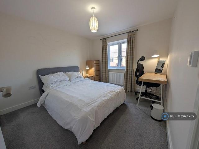 1 bedroom house share to rent