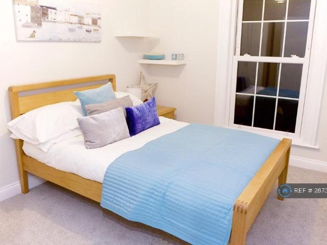 1 bedroom house share to rent