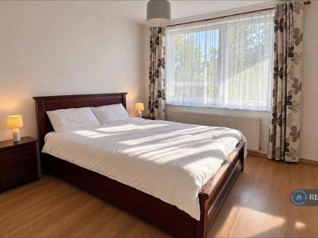 1 bedroom house share to rent