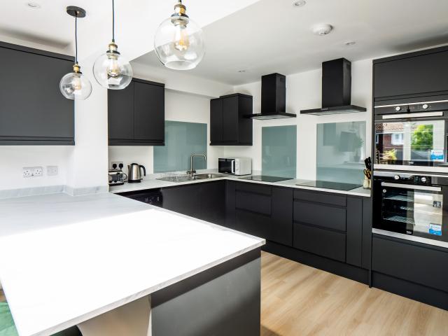 1 bedroom house share to rent