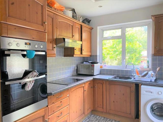 1 bedroom house share to rent