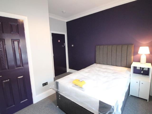 1 bedroom house share to rent