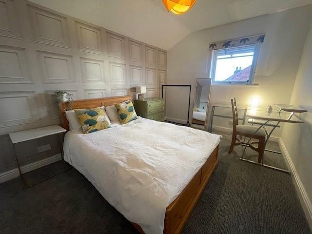 1 bedroom house share to rent