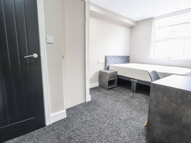 1 bedroom House share to rent
