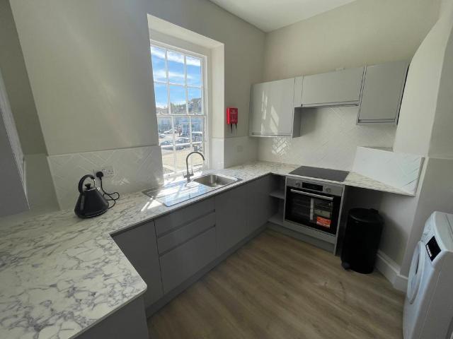 1 bedroom house share to rent