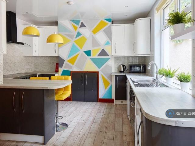 1 bedroom house share to rent