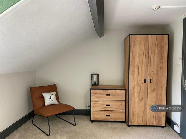 1 bedroom house share to rent