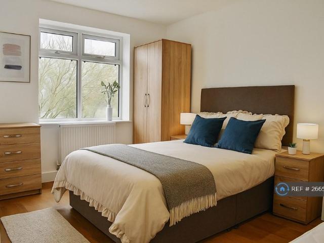 1 bedroom house share to rent