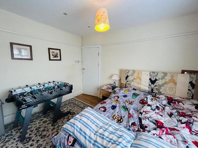 1 bedroom house share to rent