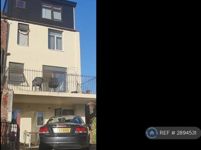 1 bedroom house share to rent