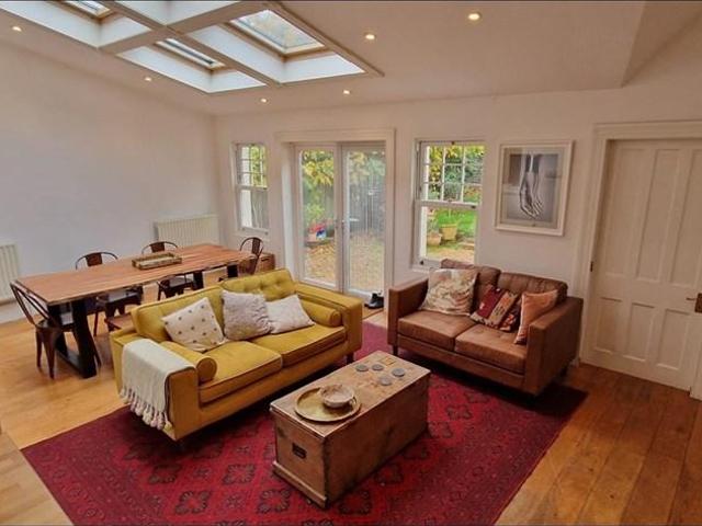 1 bedroom house share to rent