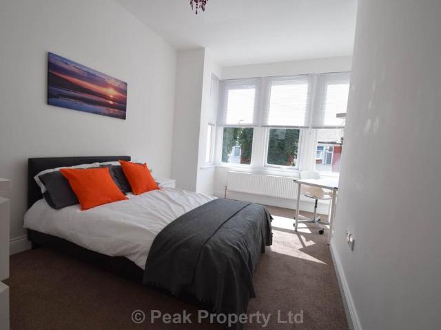 1 bedroom house share to rent