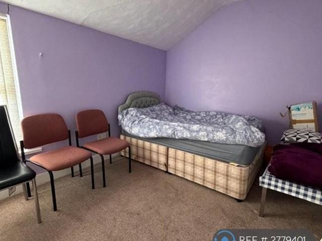 1 bedroom house share to rent