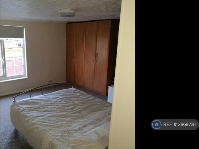 1 bedroom house share to rent