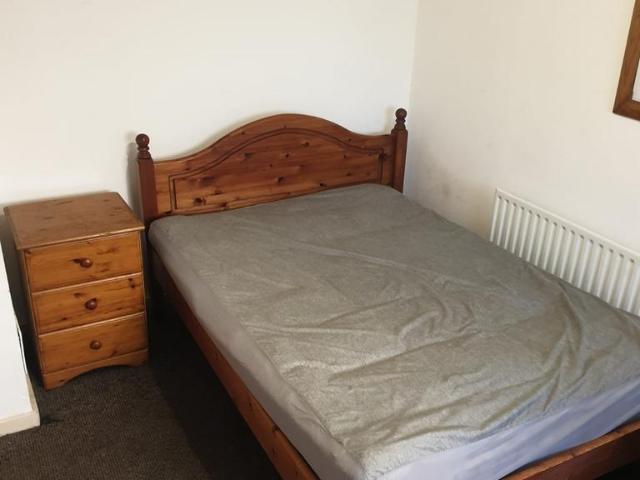 1 bedroom house share to rent
