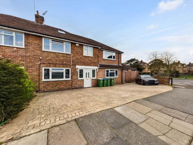 1 bedroom house share to rent