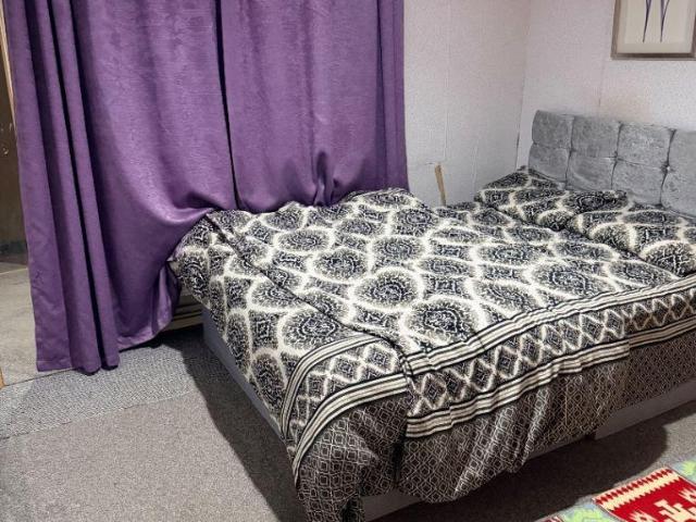 1 bedroom house share to rent
