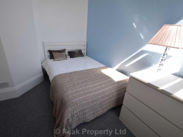 1 bedroom house share to rent