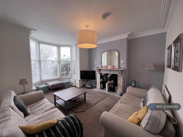 1 bedroom house share to rent