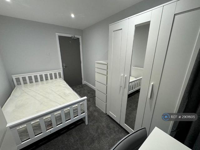 1 bedroom house share to rent