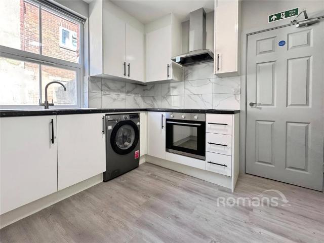 1 bedroom house share to rent