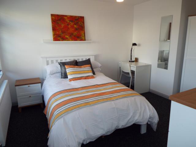 1 bedroom house share to rent