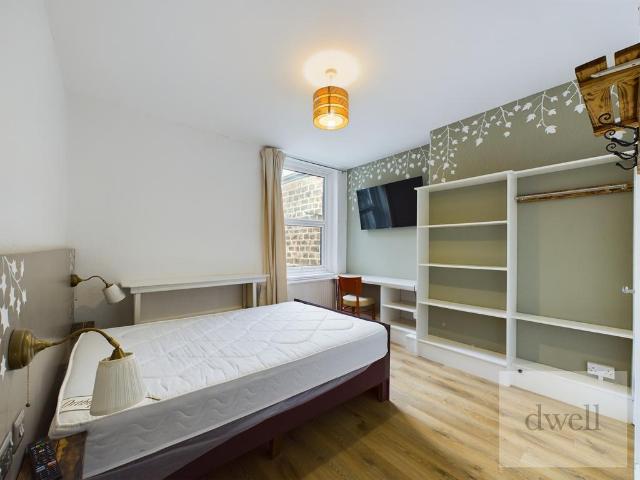 1 bedroom house share to rent