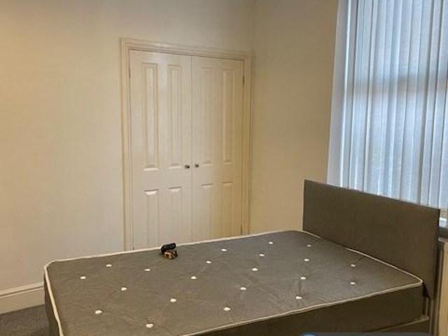 1 bedroom house share to rent