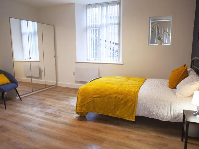 1 bedroom house share to rent