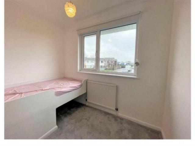 1 bedroom house share to rent
