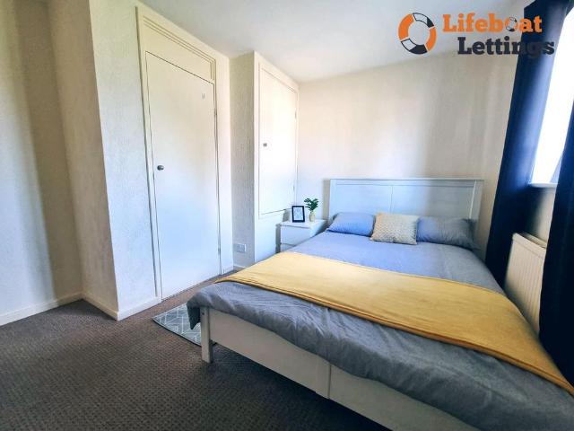 1 bedroom house share to rent