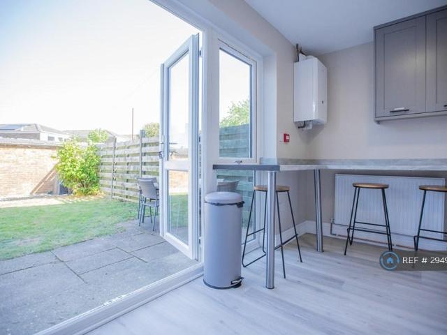 1 bedroom house share to rent