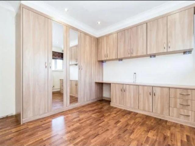 1 bedroom house share to rent