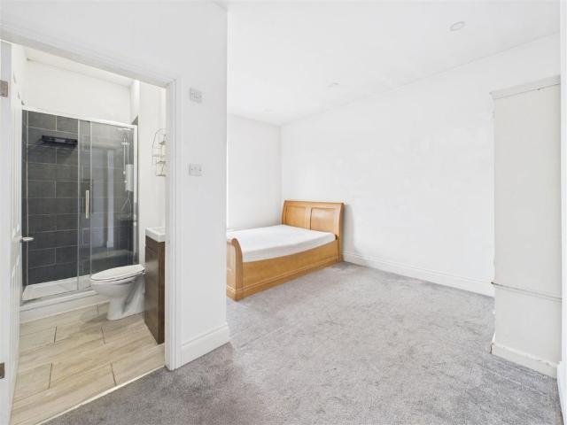 1 bedroom House share to rent