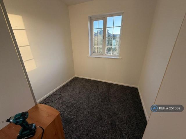 1 bedroom house share to rent