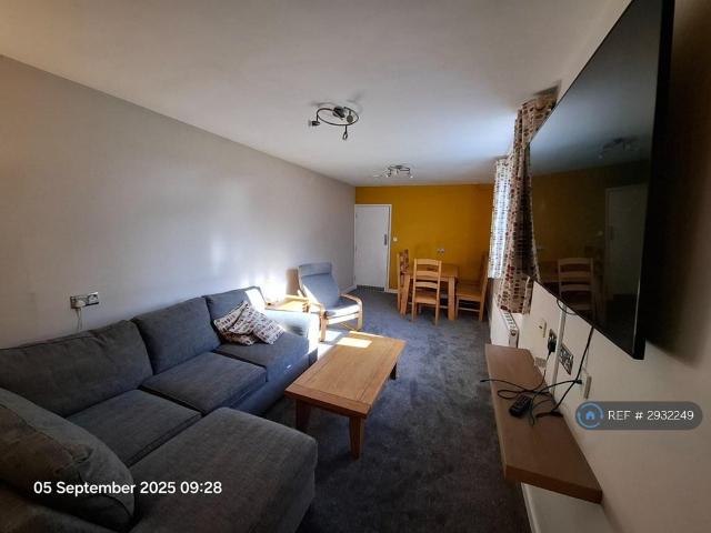 1 bedroom house share to rent