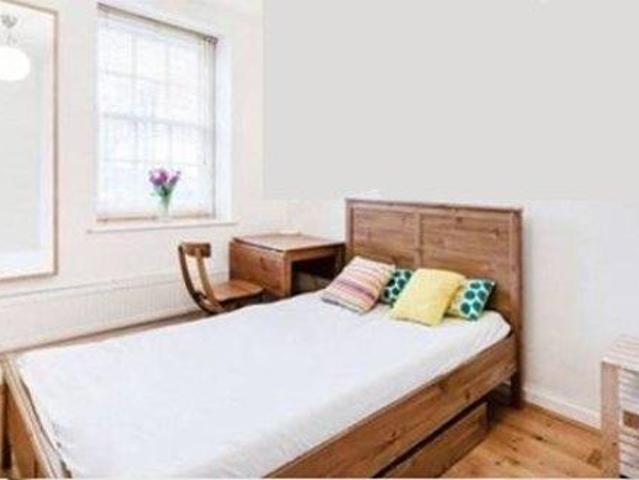 1 bedroom house share to rent