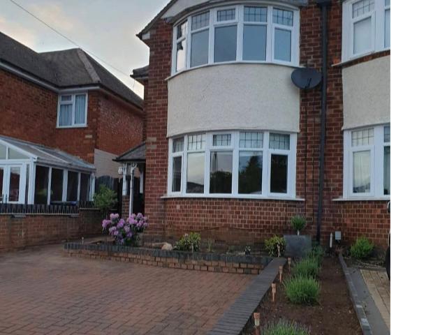 1 bedroom house share to rent