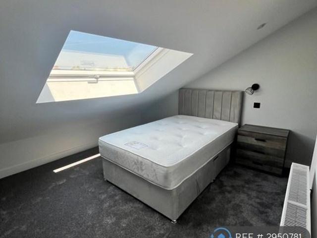 1 bedroom house share to rent