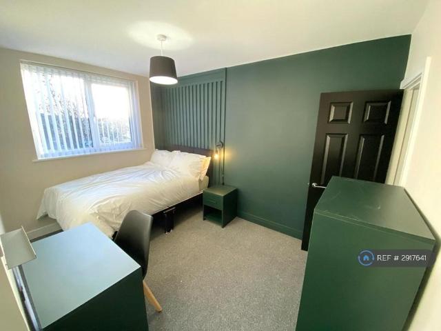 1 bedroom house share to rent